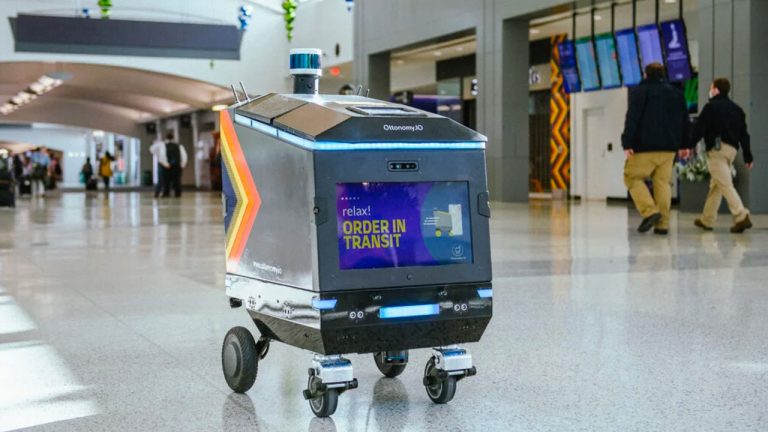 Autonomous Delivery Robots | Ottonomy